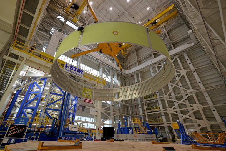 NASA, Boeing Complete Barrel Sections for Future SLS EUS | Futuramic